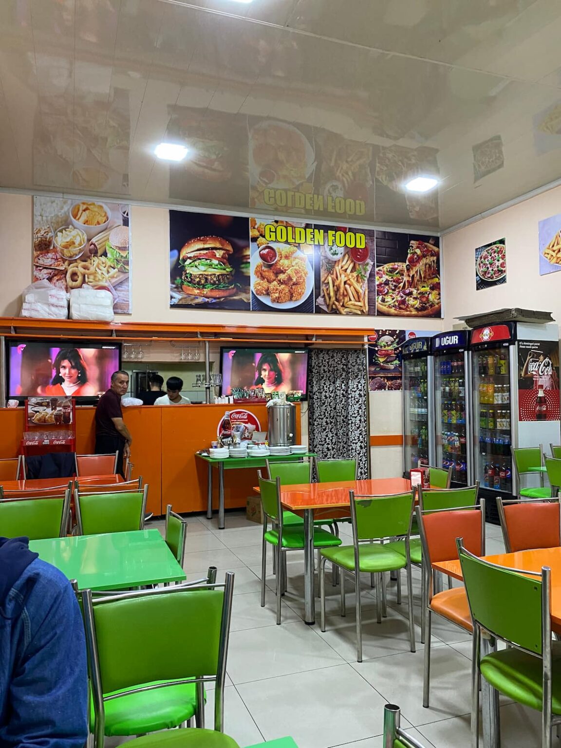 サマルカンドで訪問したレストラン・カフェを紹介！ - 世界遺産 観たやつ