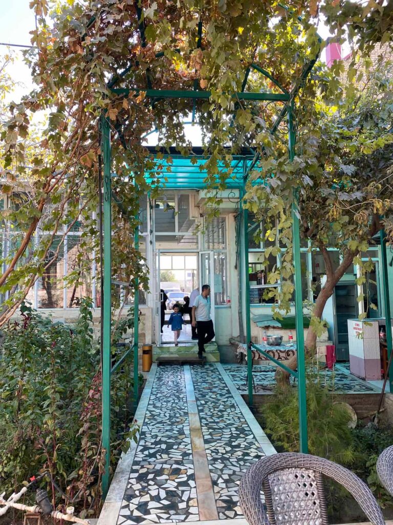 ブハラで訪れたレストランとカフェ紹介(近郊含む) - 世界遺産 観たやつ